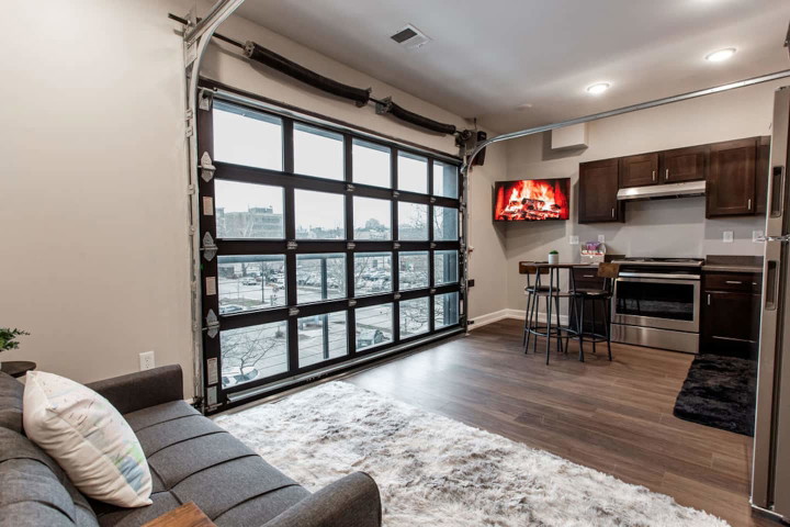 Charming Loft In Downtown Lfk! - Lawrence, KS