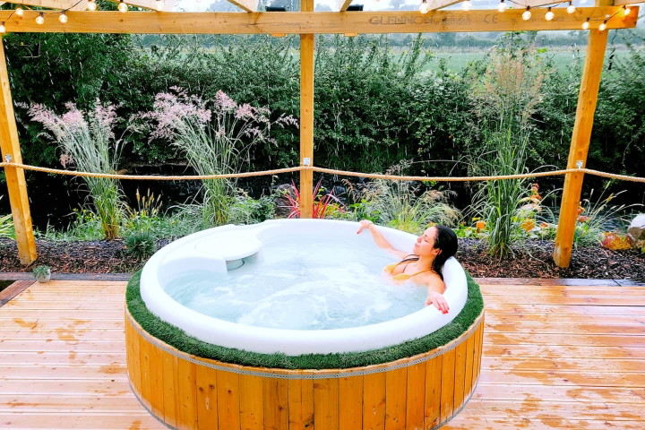 Irelands #1 River Retreat Hot Tub~sauna~plunge - Irlande