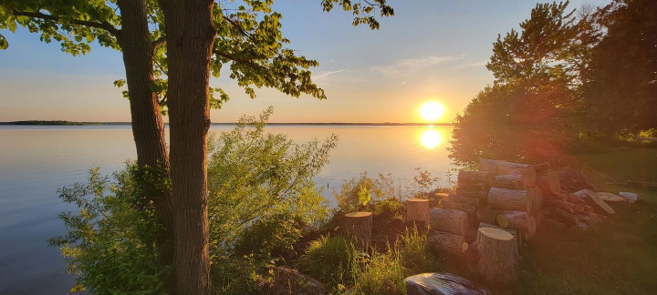 Cozy Sunset Lake Cabin. - Ottawa