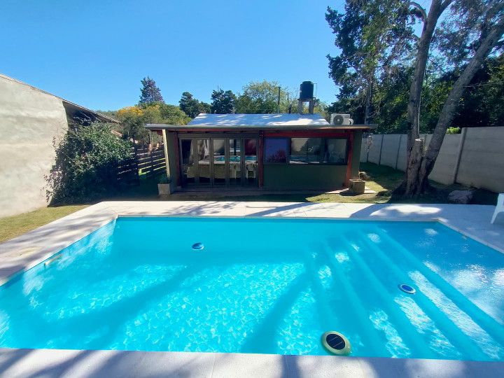 House With Exclusive Pool, Total Disconnect. - Argentina