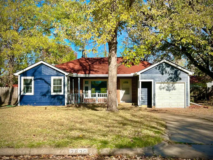North Riverside Gem! - Wichita, KS
