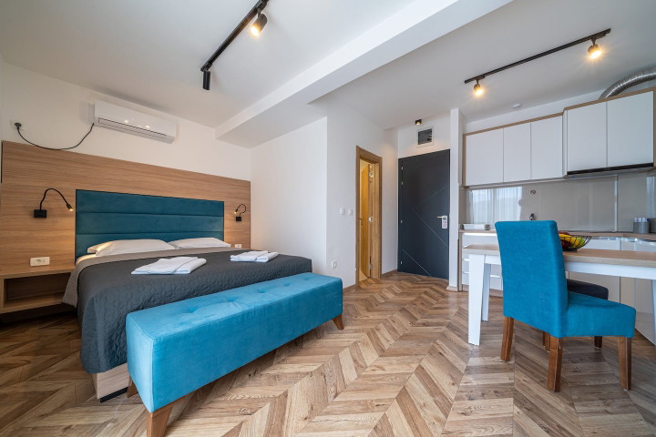 402 Studio Apartment,750m From Sea, Parking, Pool - Budva