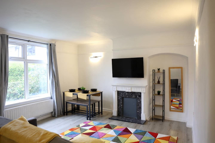 Becontree Retreat 2br Tube Easy London Access - London