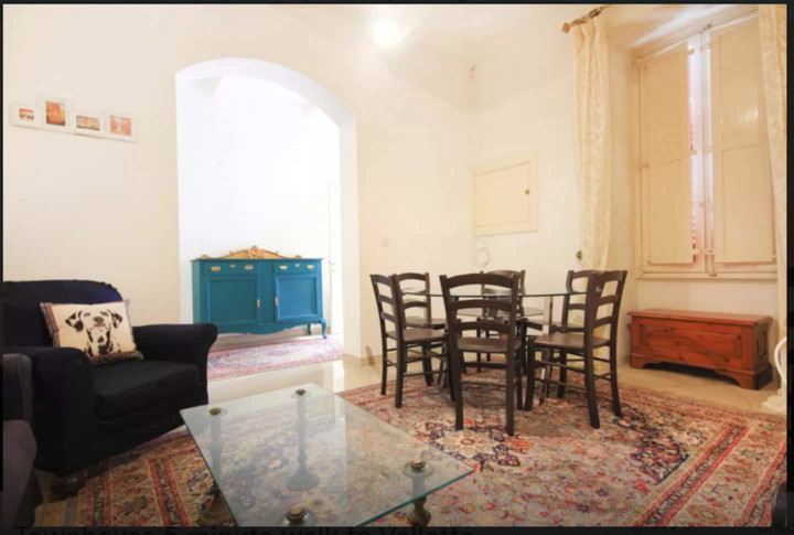 Charming 18th Century Townhouse 9min From Valletta - Malta