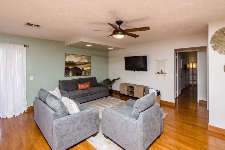 Desert Oasis!near River, By Laughlin &Pet Friendly - Laughlin, NV