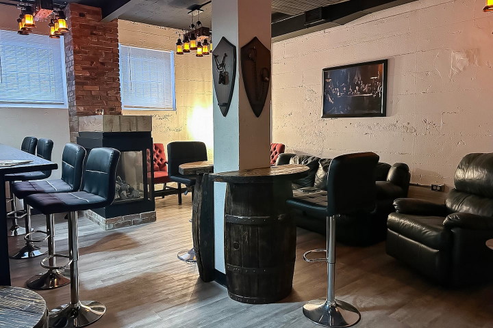 Speakeasy Apartment Lounge - Sault Ste. Marie