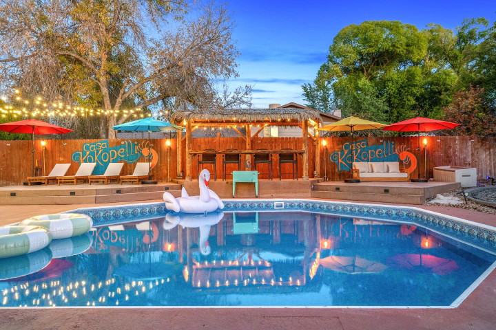 Pool Hot Tub Mini Golf Game Room Sleeps 12 - Grand Junction, CO