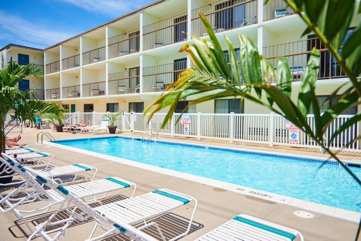 The Bay Resort Waterfront Hotel - Rehoboth Beach, DE