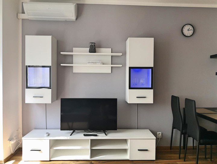 Lovely 1-bedroom Apartment With Private Parking - Pozsony