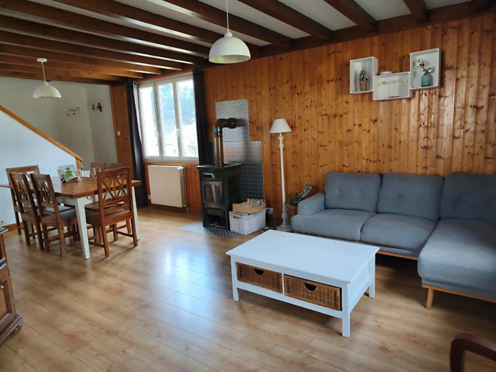 Maison Familiale Et Chaleureuse - Haute-Loire