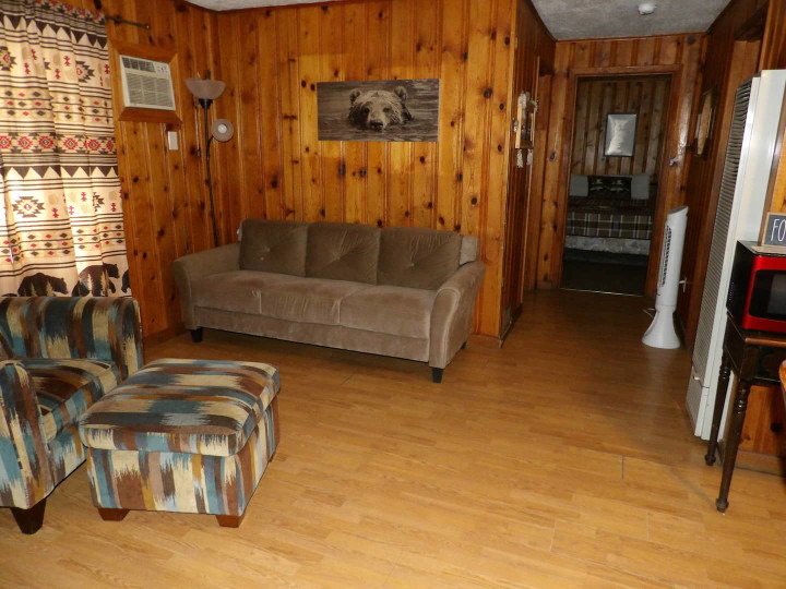 Ponderosa Cabins 104 N Laurel Cabin 10 -