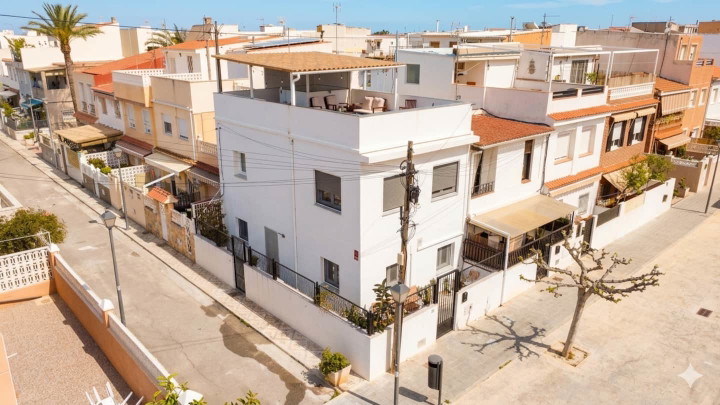 Beautiful Little House In The Albufereta - Alicante