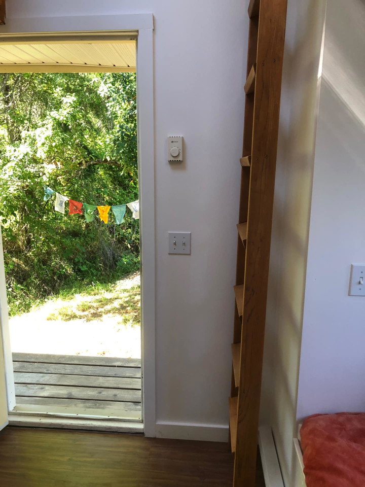 Hawthorne Place - Salt Spring Island