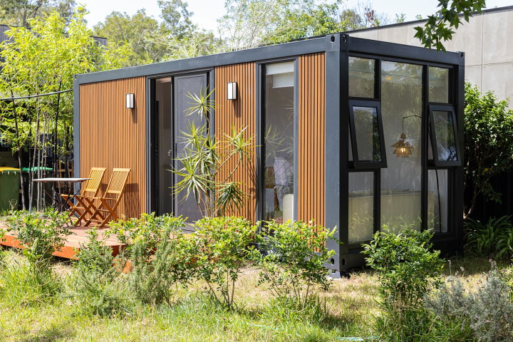 Jungle Farm Cabin - Garden Stay Near Beach - Central Coast
