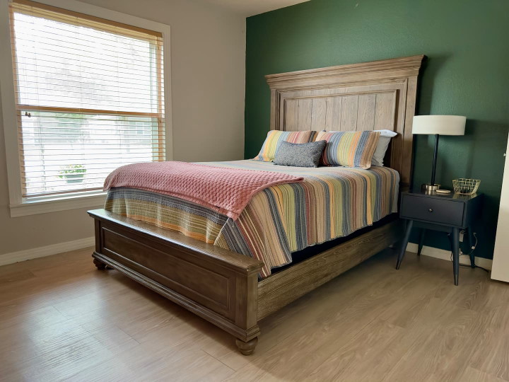 Cozy 2-bedroom Home Near Twu  Pet-friendly Yard - Denton, TX