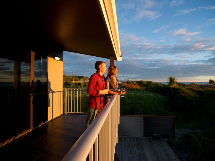 Luxury Seaview Apartment, 3 Bedrooms/2 Bathroom - Greymouth