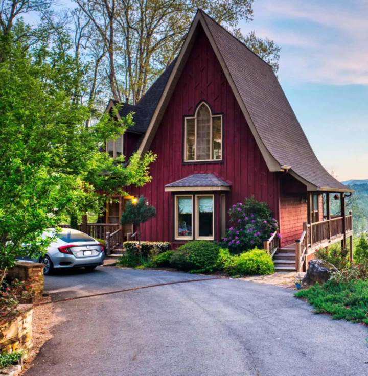 Lake Chatuge Chateau - Hiawassee, GA