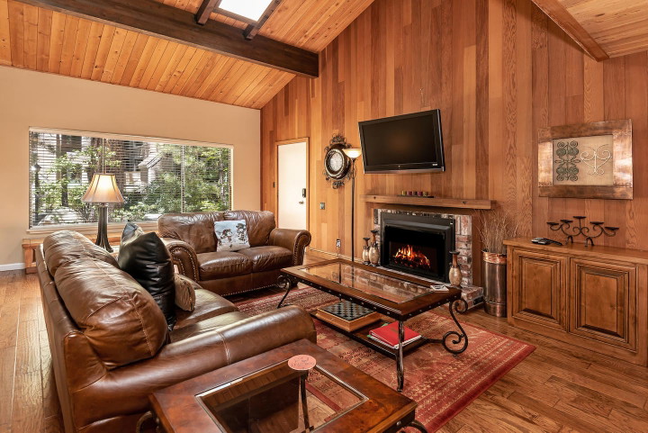 3br Condo W/ Pool & Mountain Views - Carson City, NV