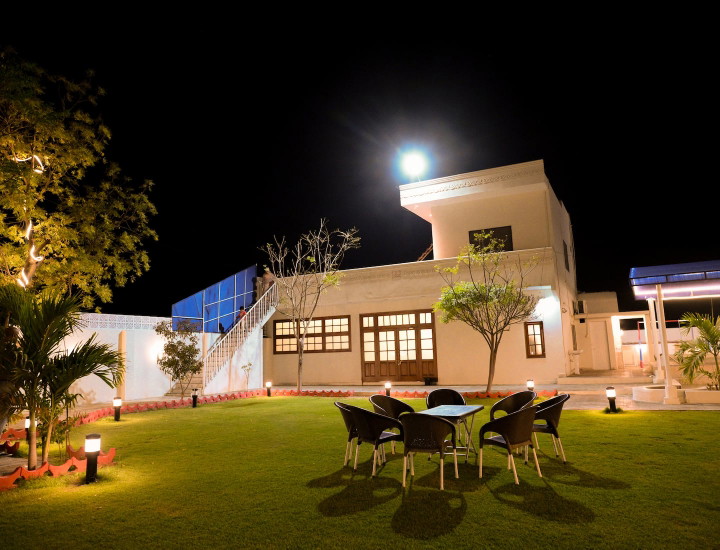 Highway Dream Resort - 