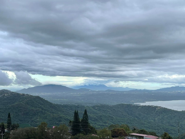 M Place Tagaytay Serin West Penthouse Condo - Tagaytay