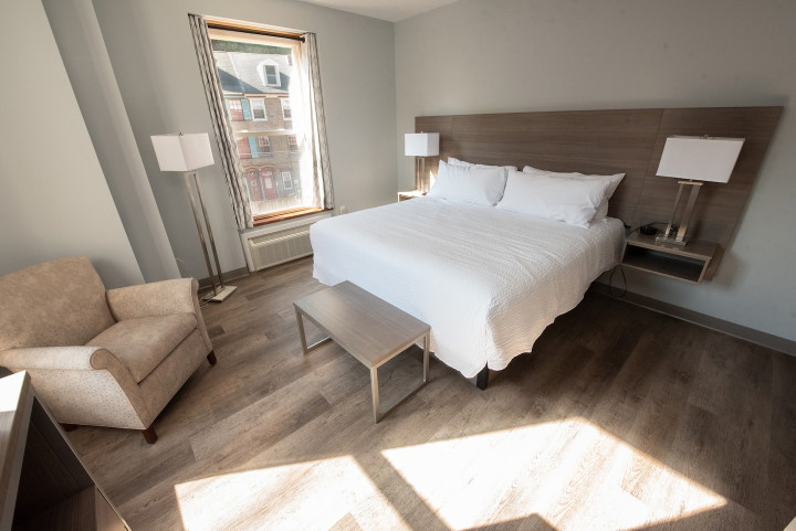 The Y On Broadway Hotel And Spa - King Standard - Jim Thorpe, PA
