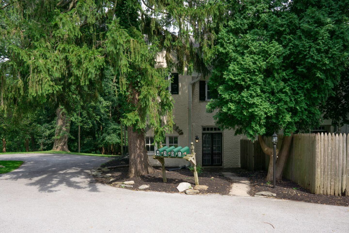 Lovely Studio ️ Of The Mainline  2 Bed Option ︎ - West Chester, PA
