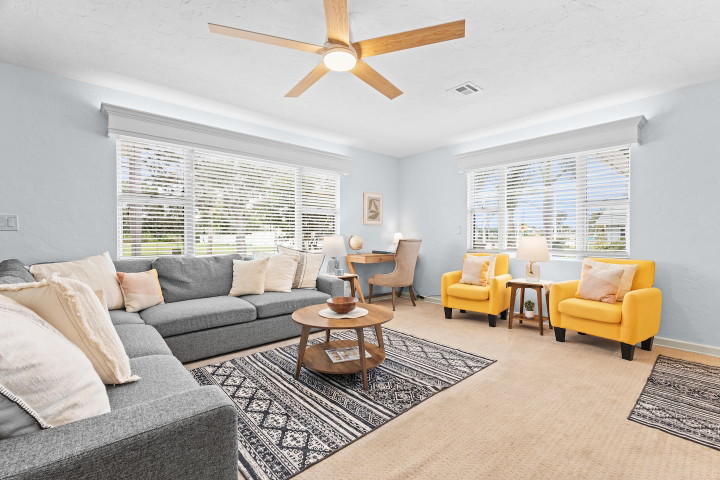 Coastal Retreat, 2 Blocks To Beach, Dining & More - Venice, FL