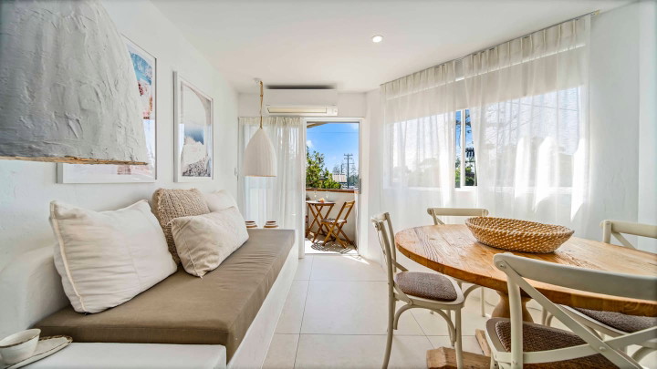 Bahia Azul - Stylish Apartment. Central Location - Ocean Shores