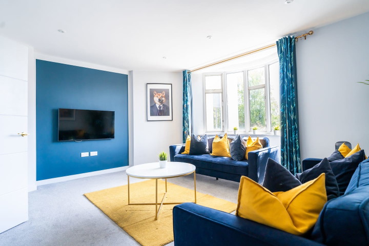 #139 Large Coastal Apartment Near Beach|sleeps 10 - Sandbanks