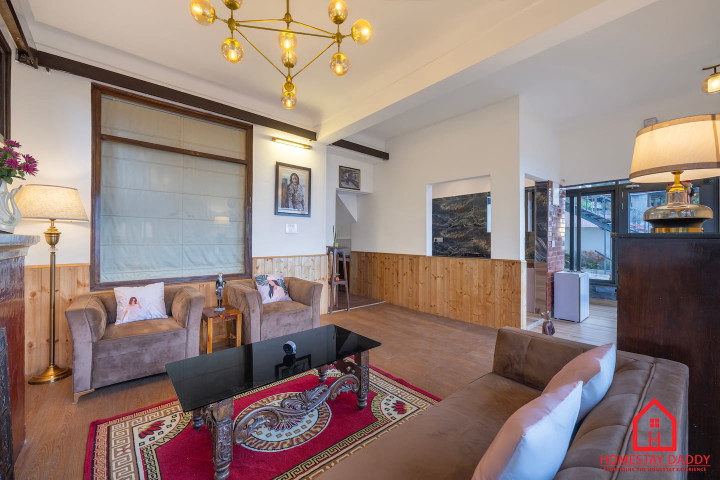 The Bonneville- 2bhk (Mall Road) -By Homestaydaddy - Mussoorie