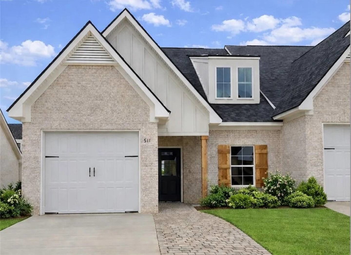 Southern Charm Of Auburn - Auburn, AL