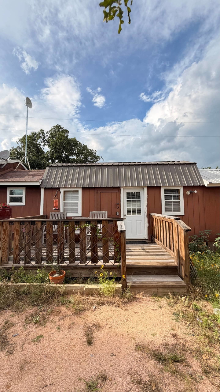 Unique Stay! ~ The Ranchito ~ Mini Cabin #3 - Kingsland, TX