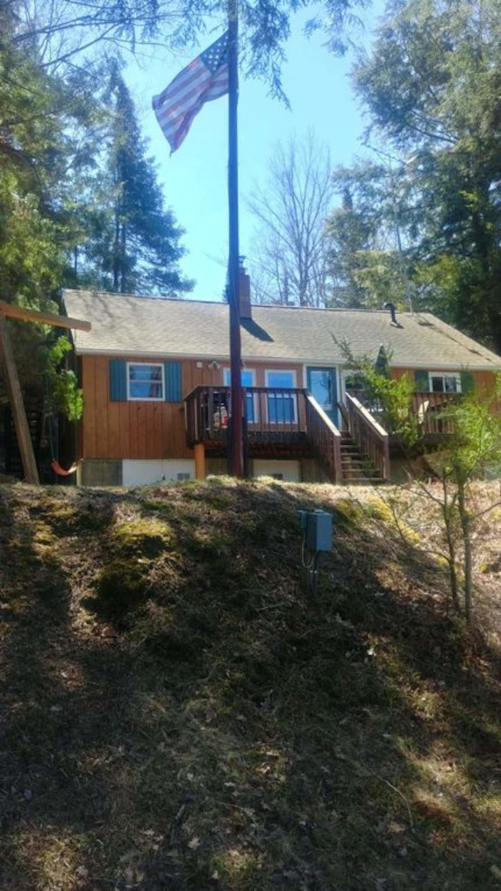 Cozy Cottage - Wisconsin