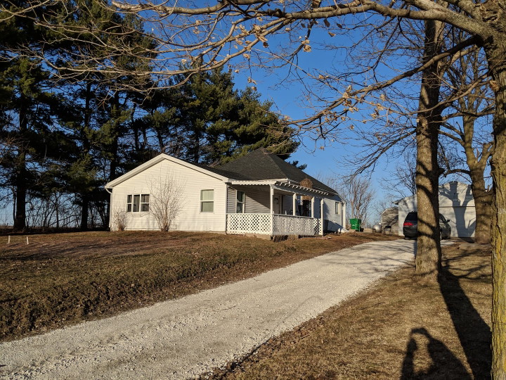 Nauvoo Country Cottage - Sleeps 12 - Illinois