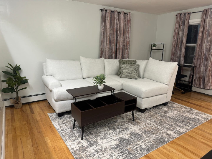 1st Fl | Entire 3 Br Apartment In Winslow| 3 Br - Waterville, ME