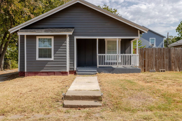 The Second Avenue Bungalow - Ardmore, OK
