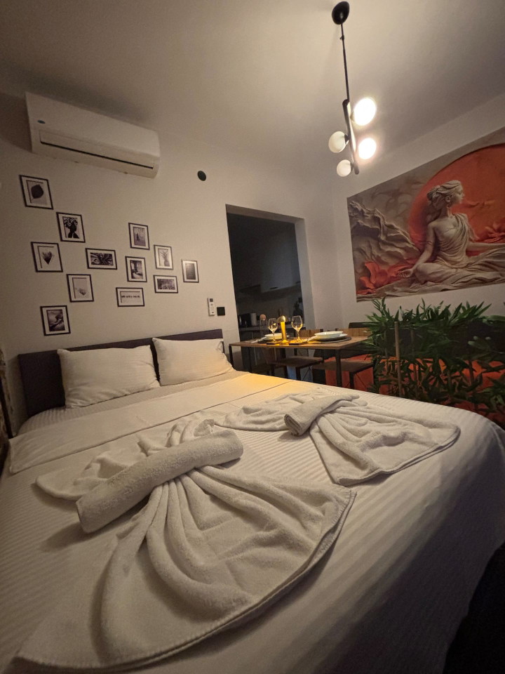 7 Minutes To Galata Tower, Spacious Studio - Estambul