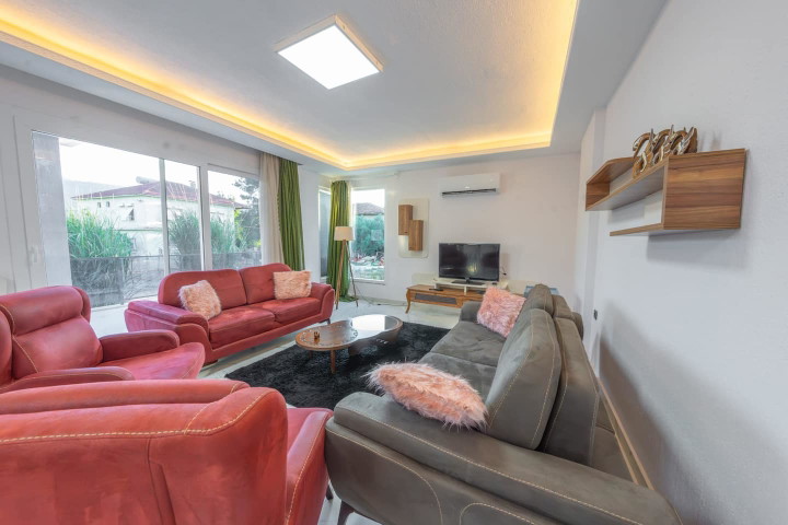 Large, Comfortable Apartment In Yeşilköy - Kalkan