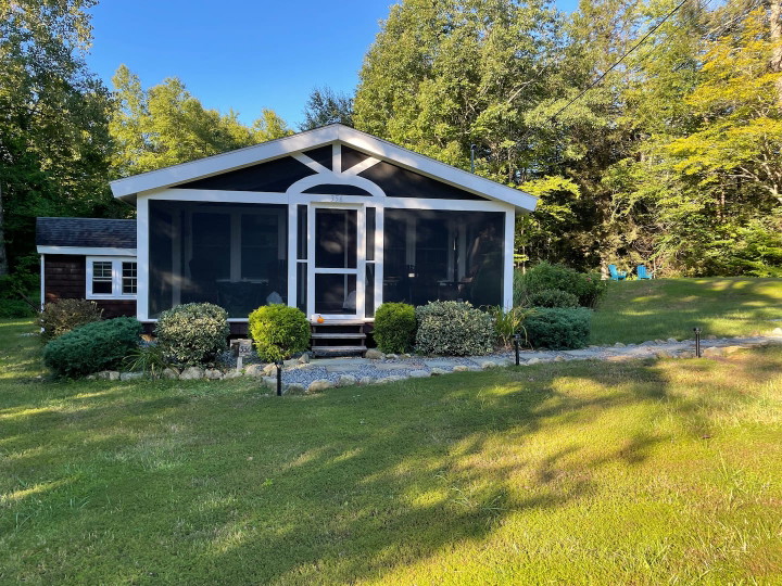 Hallmark Cottage - The Berkshires, MA