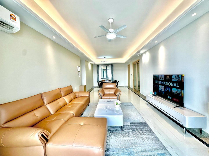 Luxurious 4-bed Sea View R&f By Xinan - Johor Bahru