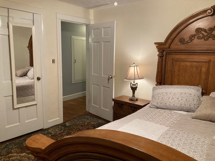 Ellen Elizabeth Estates - The  Kristen Leigh Apt. - Sutton