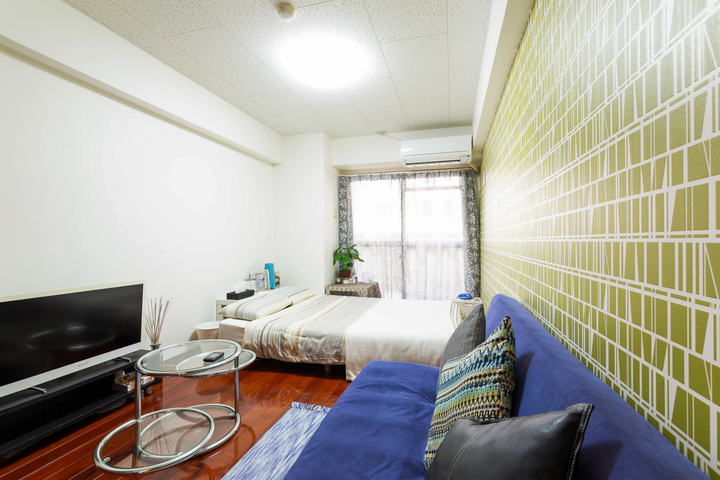 10 Mins Shinsaibashi, Namba, Umeda, Great Location - Osaka