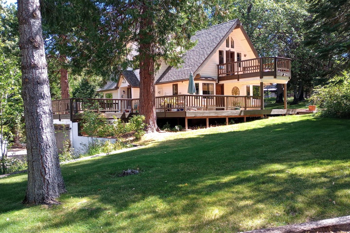 Forest Sanctuary Retreat - Mount Shasta, CA