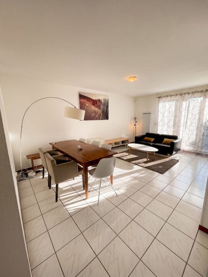 2 Bedroom Apartment Just Next To The Border - Geneva