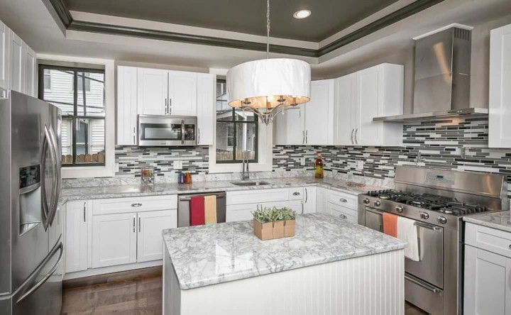 Park Front Luxury Townhouse - Baltimore, MD