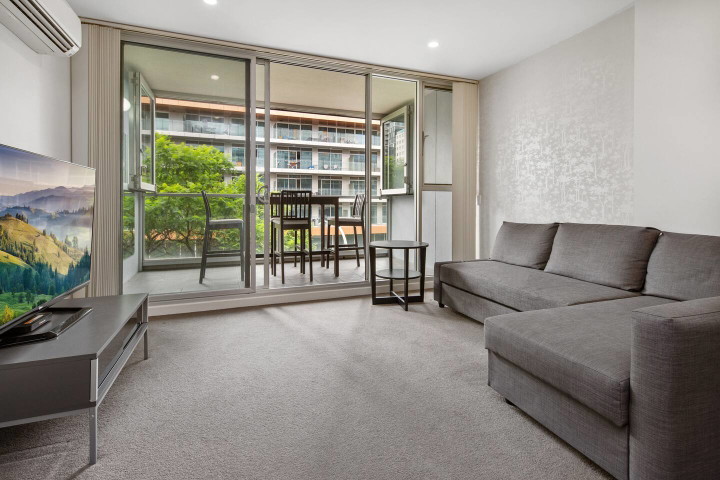 Morphett Lights- 1 Bdrm, Sleeps 2, Parking, Pool - Adelaide