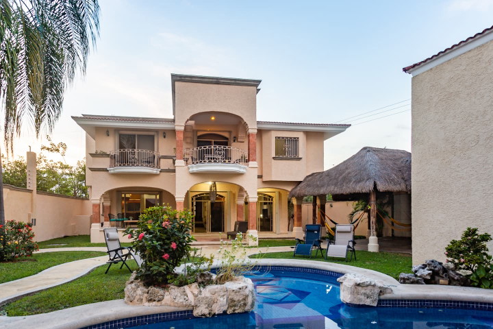 Breakfast Included Private Pool 5bdrm/5bath For 15 - Cozumel