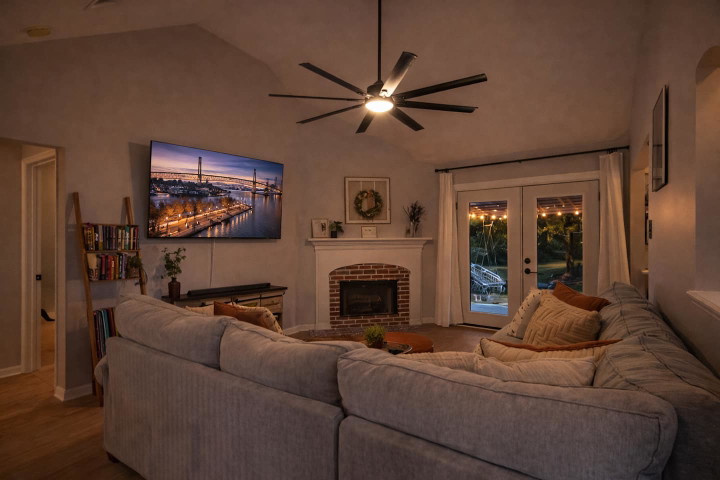 Quiet & Spacious Retreat Near Savannah - Savannah, GA