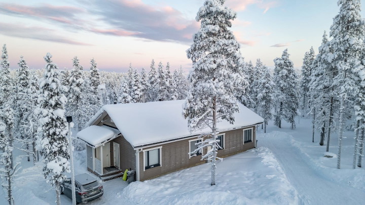 North Frontier 2-bedroom Cabin - Inari