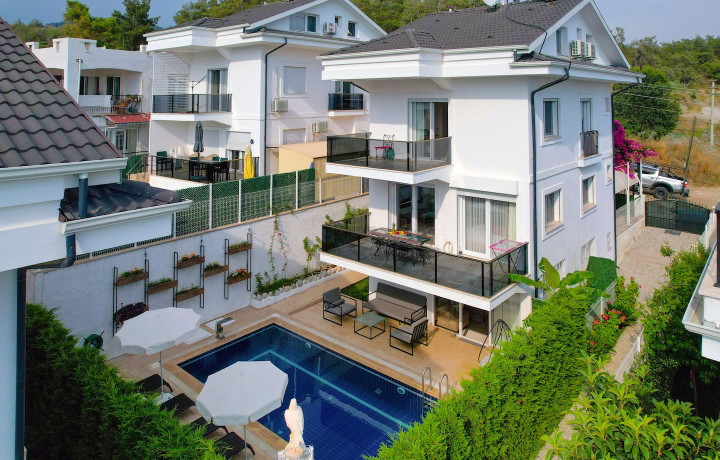Fethiye ÇAlış Foça'da Rahat, Ferah 4+2 White Villa - Fethiye